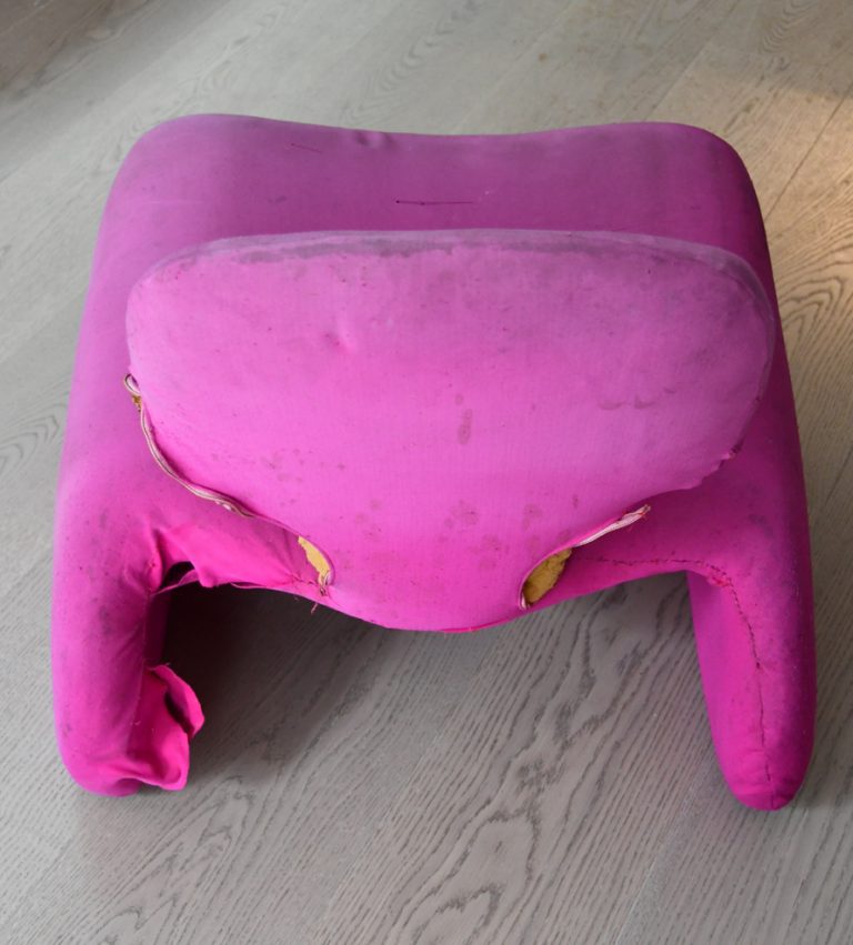 Exclusive! An original '2001' Djinn chair from Kubrick's film set has ...