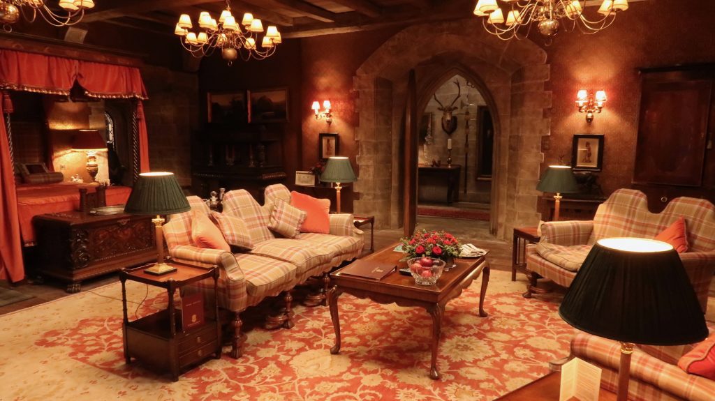 Johnny English Strikes Again: The secrets of designing film sets for a ...